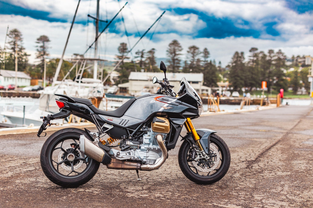 Moto Guzzi V100 Mandello Review: Italian Character Meets Modern Perfor ...